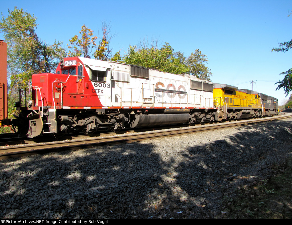 CEFX 6003 and UP 9150